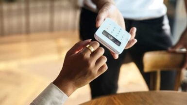 Infineon targets wearable payments market